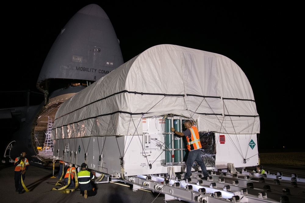 DVIDS - Images - Geosynchronous Earth Orbit (GEO)-6 offload [Image 4 of 5]