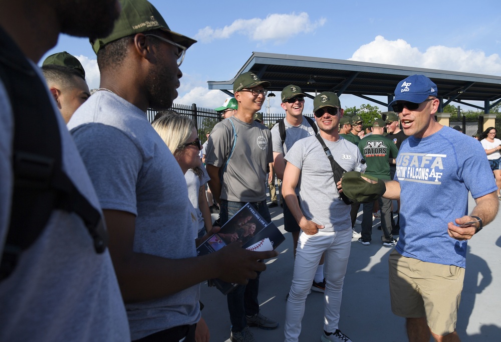 DVIDS - Images - Shuckers show appreciation to military [Image 9 of 11]