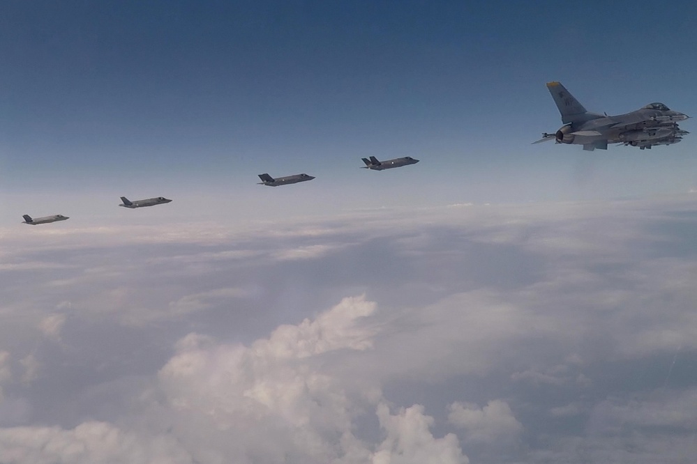 DVIDS - Images - ROK and U.S. Conduct Bilateral Exercise [Image 5 of 10]