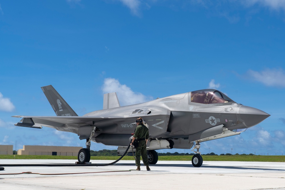 DVIDS - Images - Marine Corps F-35s and F-18s participate in Valiant ...