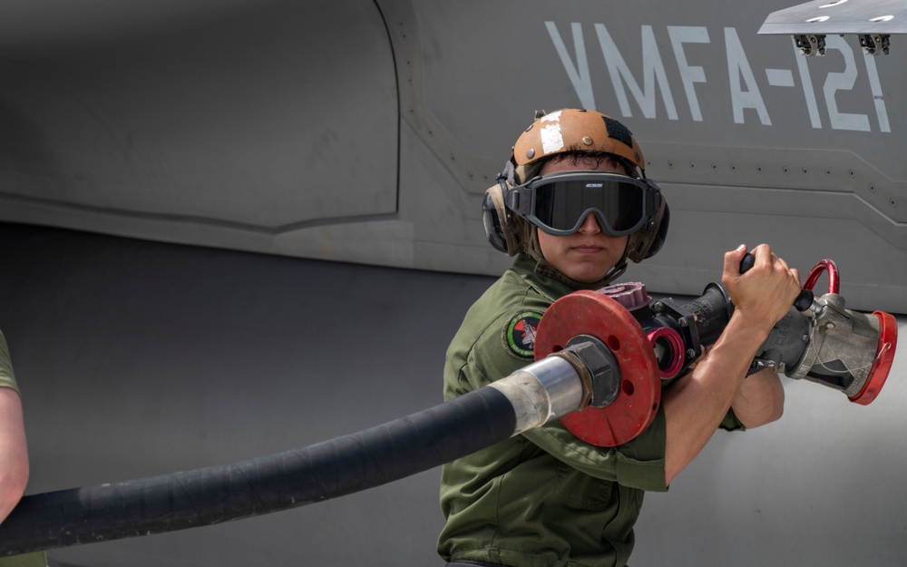 DVIDS - Images - Marine Corps F-35s and F-18s participate in Valiant ...