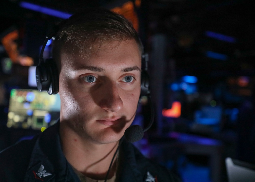 DVIDS - Images - Benfold Launches Missile [Image 6 of 7]