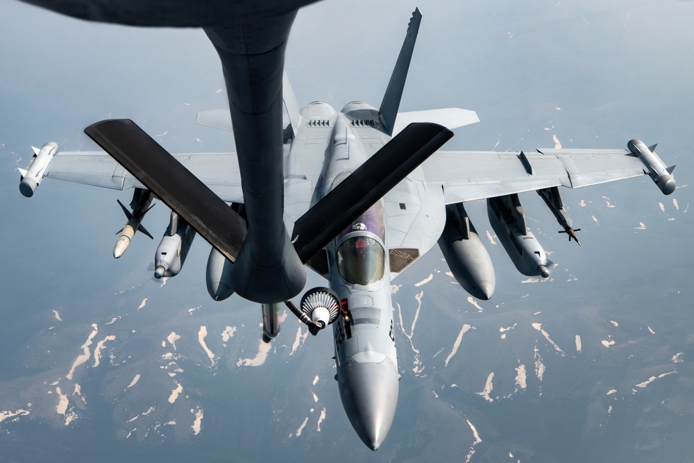 DVIDS - Images - 92nd ARW refuels Navy Growlers during RFA 22-2 [Image ...