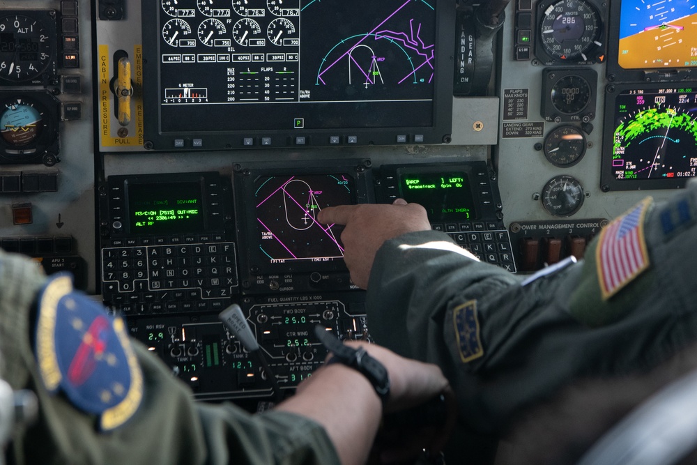 DVIDS - Images - 92nd ARW refuels Navy Growlers during RFA 22-2 [Image ...