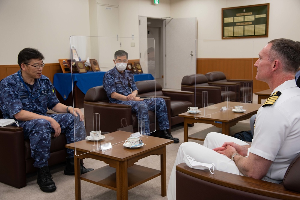 DVIDS - Images - CFAY visits JMSDF Self Defense Fleet [Image 7 of 13]