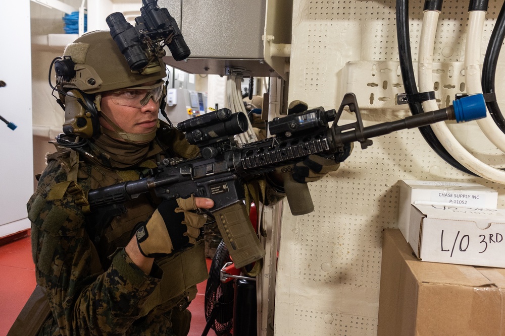 DVIDS - Images - VBSS Aboard the Miguel Keith [Image 35 of 35]