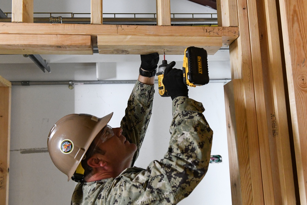 DVIDS - Images - NMCB-14 visits NASKW for in-rate training. [Image 1 of 23]