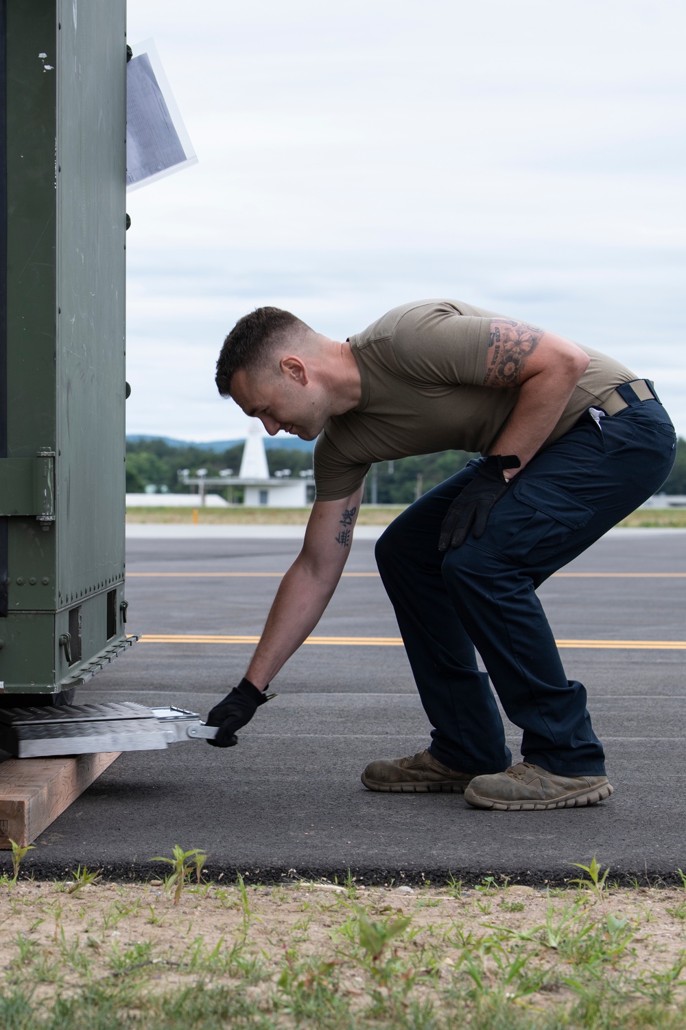 DVIDS - Images - 104th Maintenance Group, 103rd Airlift Wing train on ...