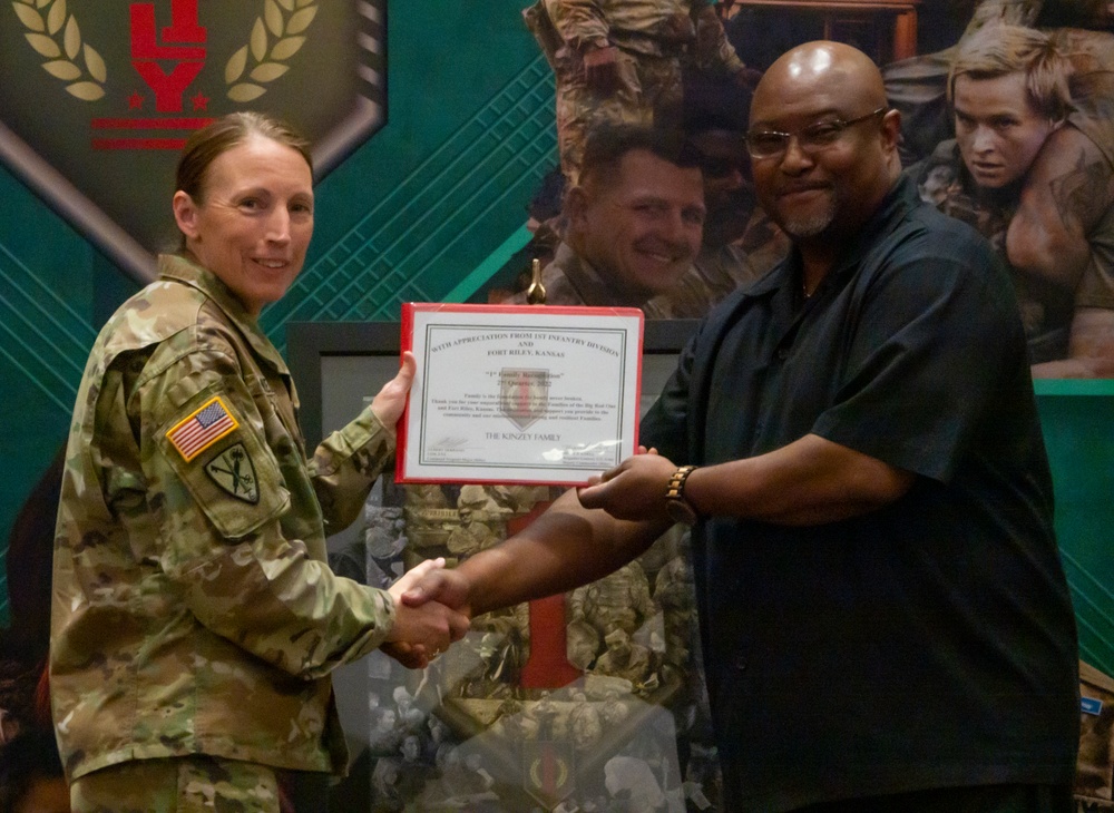 DVIDS - Images - 1st Infantry Division hosts a 1st Family Volunteer ...