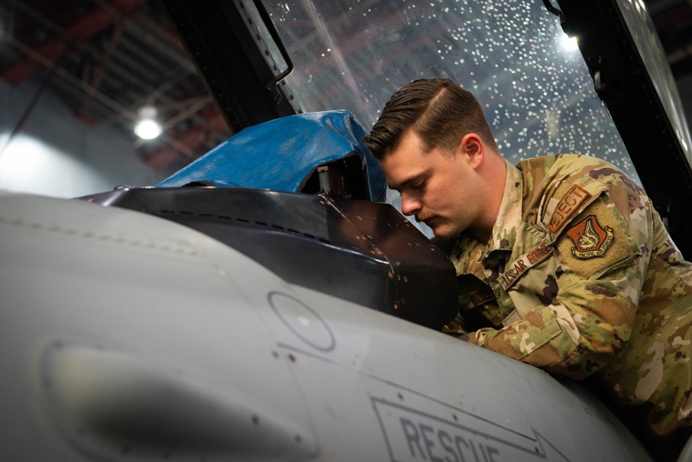 DVIDS - Images - 8th MXS participate in Red Flag Alaska [Image 1 of 4]