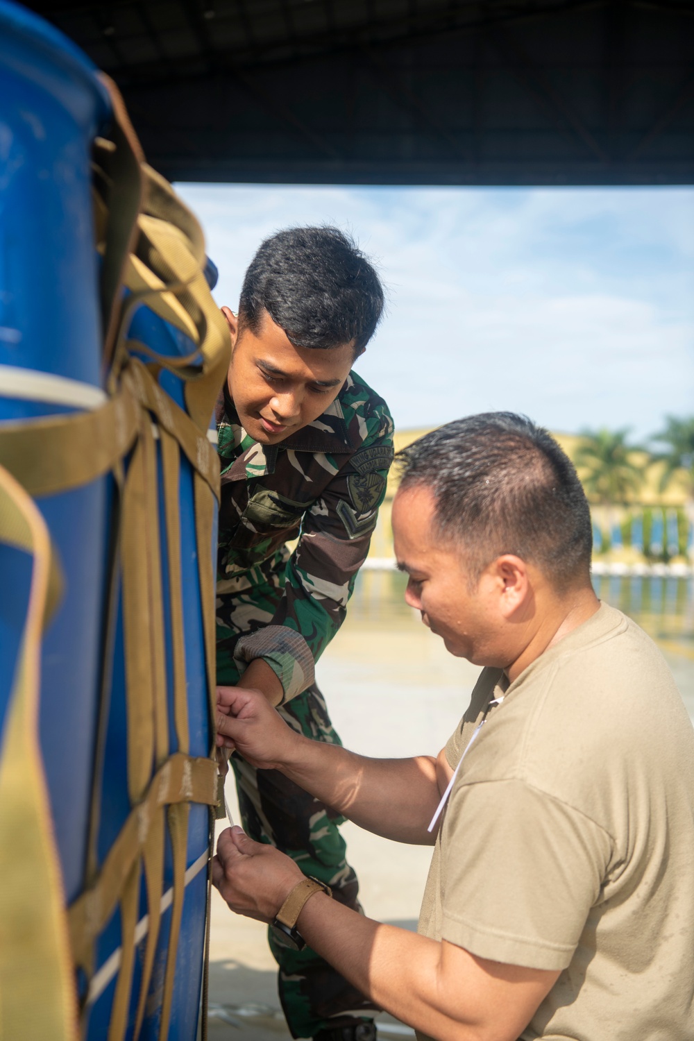 DVIDS - Images - Cope West 2022 members prepare CDS pallets [Image 2 of 5]