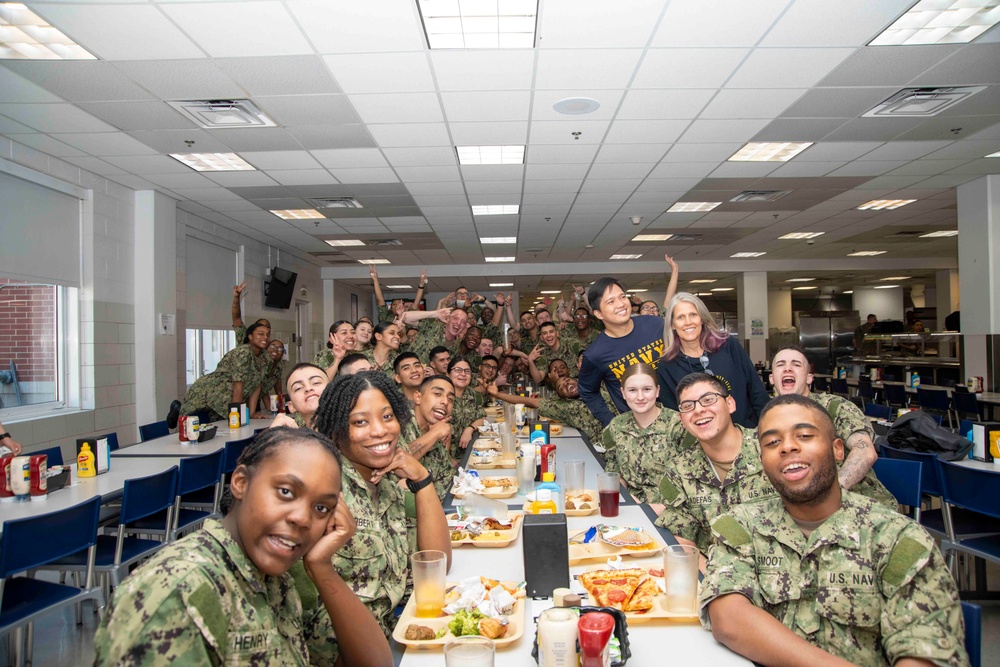 DVIDS - Images - NSGL Educator Orientation Visit [Image 17 of 25]