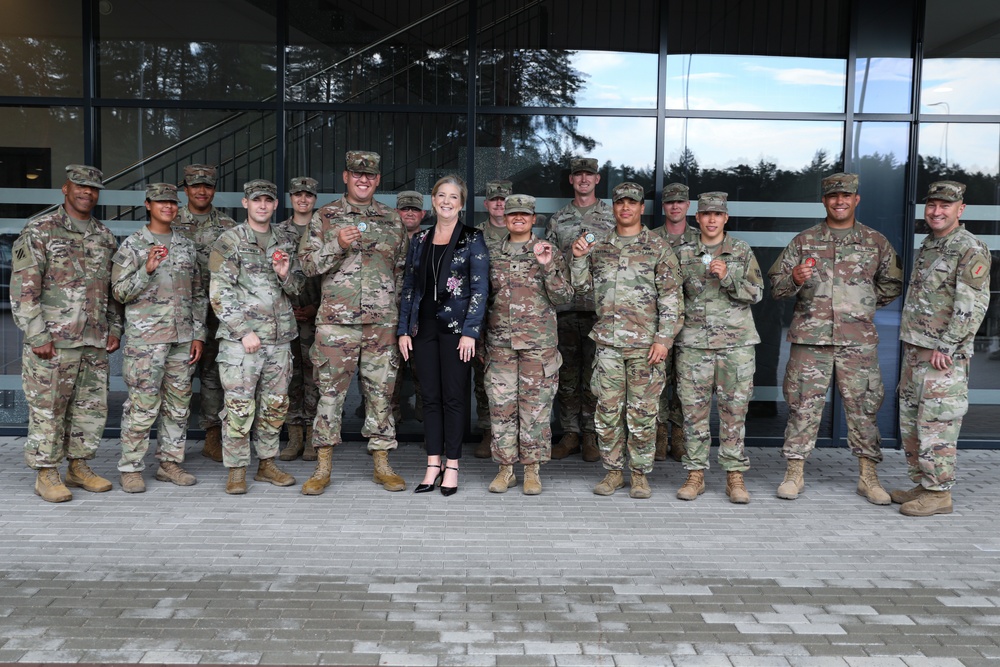 DVIDS - Images - Secretary of the Army visits 1st Infantry Division ...