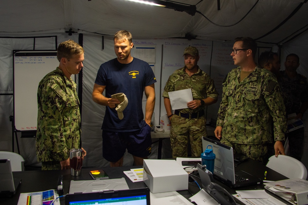 DVIDS - Images - Multinational RIMPAC SOCAL Participants Morning Update ...