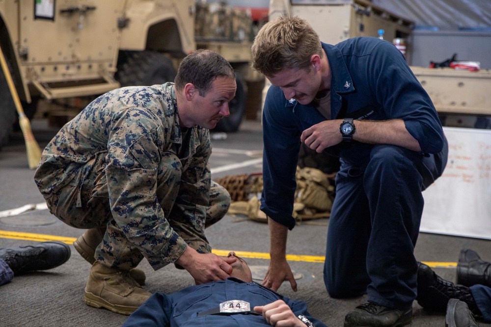 DVIDS - Images - Gunston Hall: Combat Life Saving Class [Image 3 of 3]