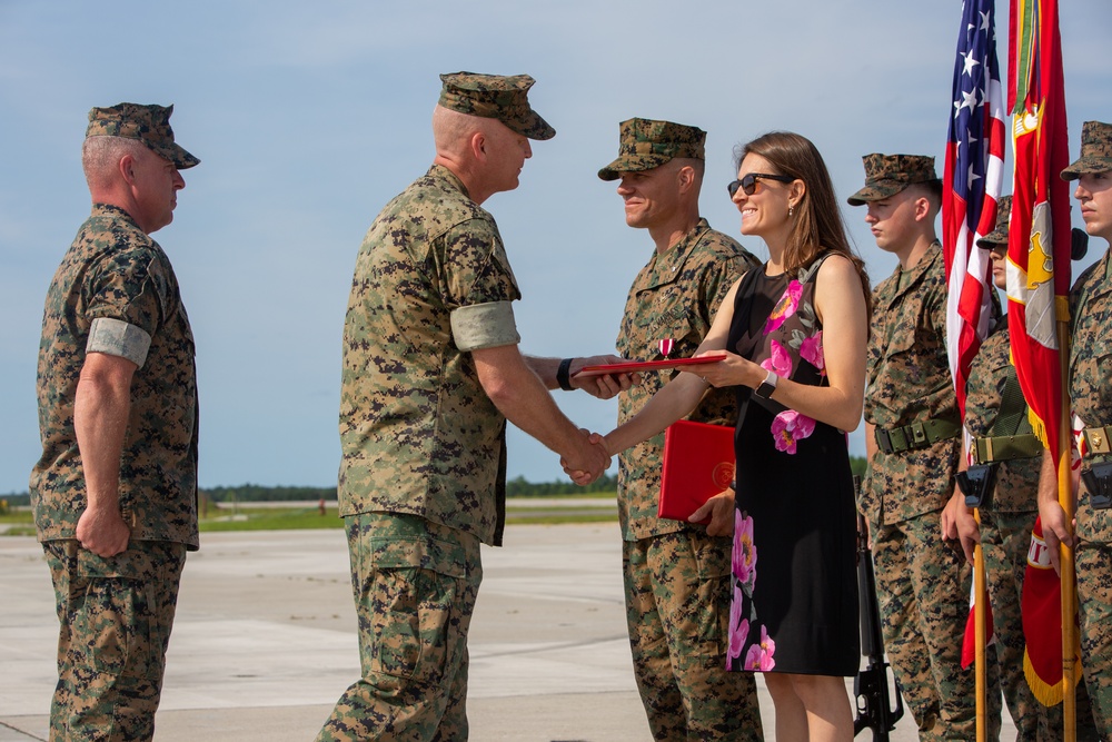DVIDS - Images - MCAS New River H&HS Change of Command Ceremony 2022 [Image 5 of 8]