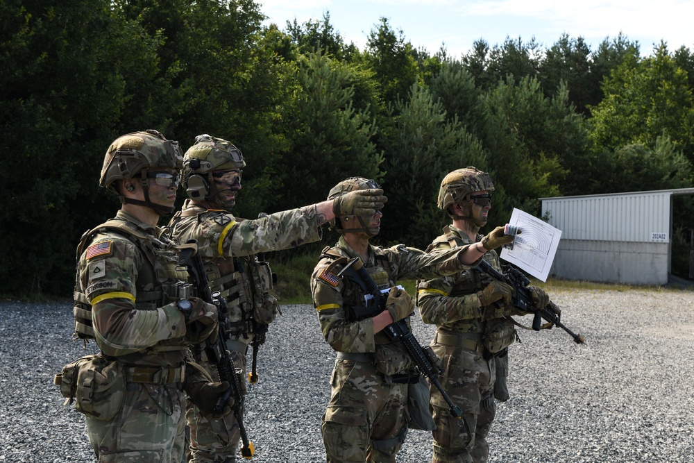 DVIDS - Images - 7ATC-V Corps Best Squad Competition [Image 1 of 16]