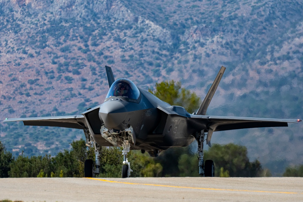DVIDS - Images - 48th Fighter Wing takes to the skies during exercise ...