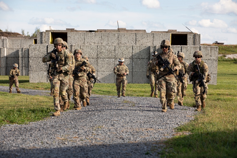 DVIDS - Images - National Guard Infantry Conduct Live Fire Exercise at ...