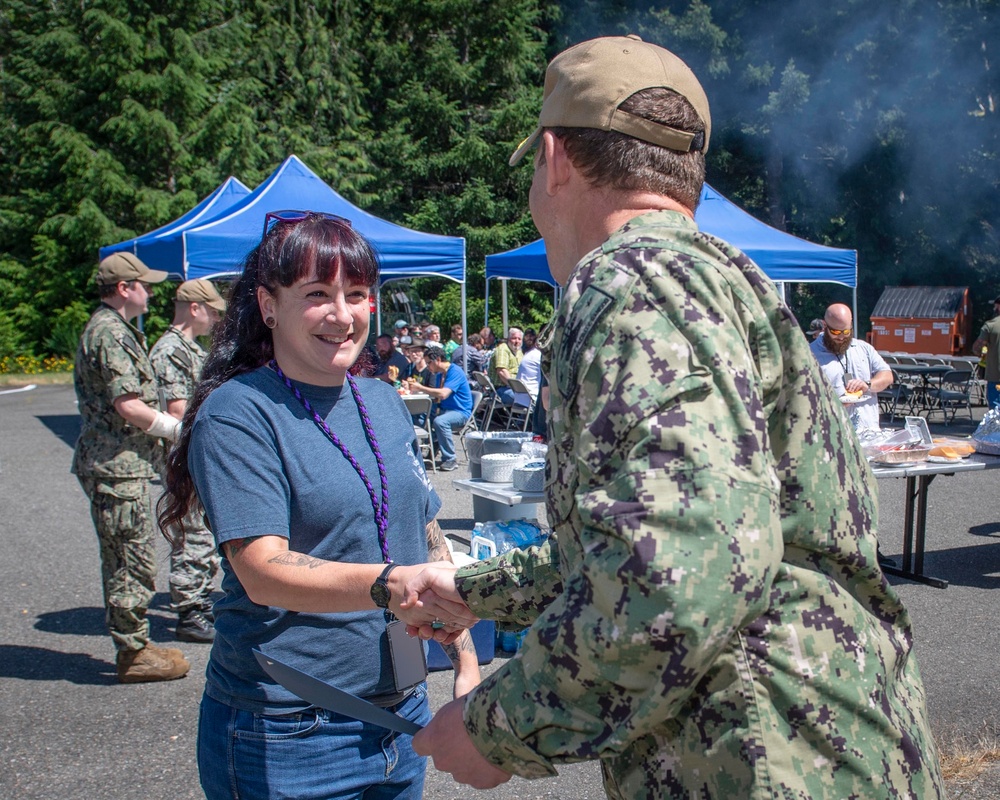 DVIDS - Images - TRFB Civilian Wins Award [Image 1 of 5]