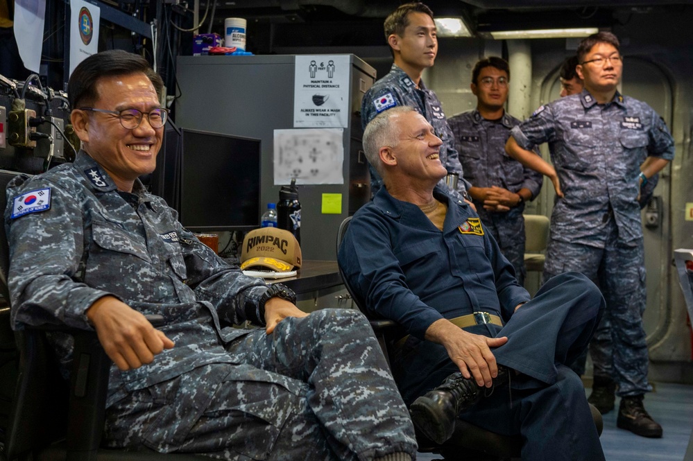 DVIDS - Images - ROK Aboard USS Essex During RIMPAC 2022 [Image 3 of 5]