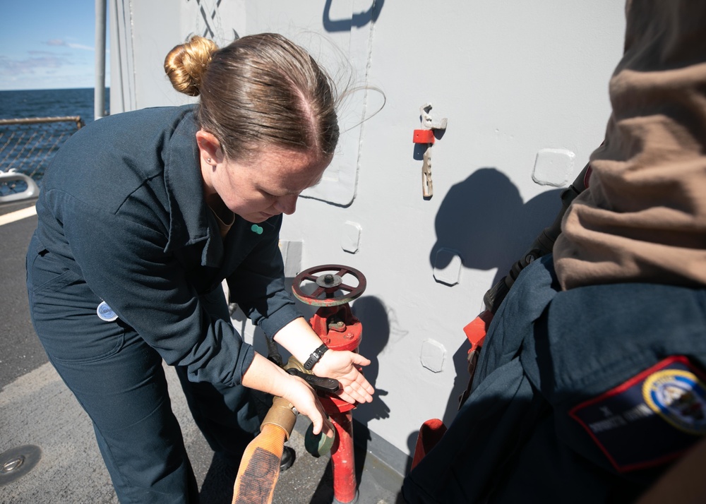 DVIDS - Images - Damage Control Training [Image 3 of 6]