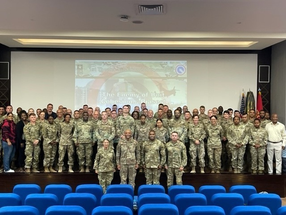 DVIDS - News - 1st TSC, ARCENT strengthen partnership and cooperation ...