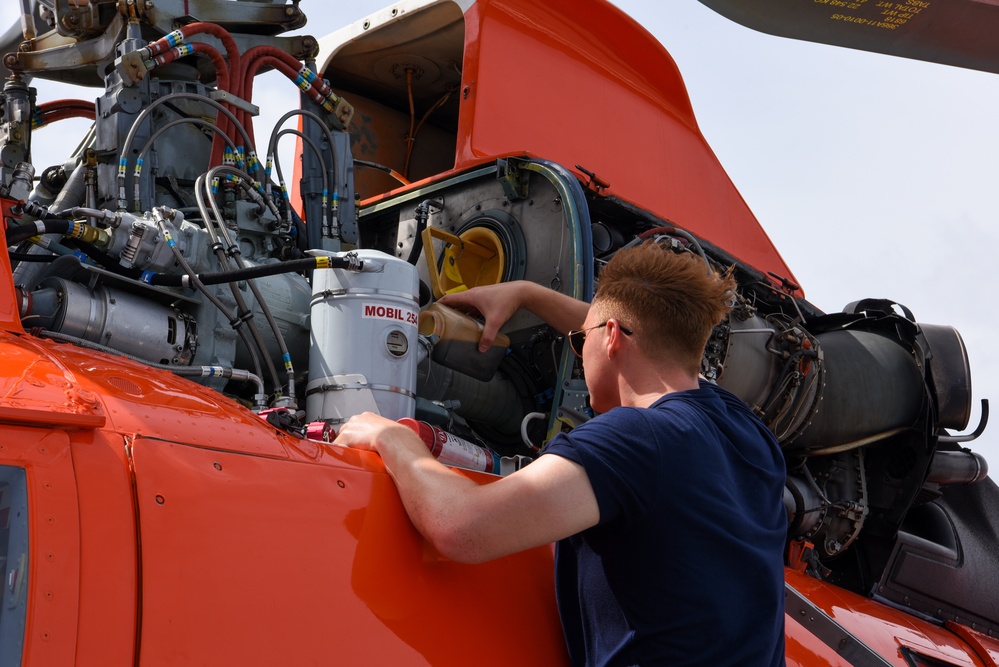 DVIDS - Images - U.S. Coast Guard Cutter Mohawk - AFRICOM Patrol [Image ...