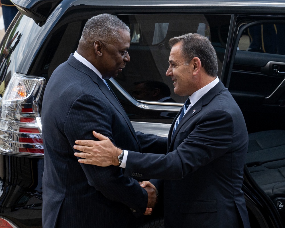 DVIDS - Images - SECDEF Austin Greece Bilateral Engagement [Image 2 of 9]