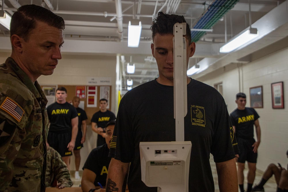 DVIDS - Images - USARPAC Best Squad Competition 2022: Hawaii Soldier ...