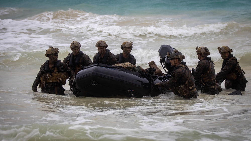 DVIDS - Images - RIMPAC 2022: Helo-Cast Training [Image 8 of 8]
