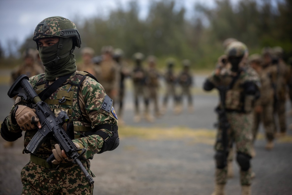 DVIDS - Images - RIMPAC 2022: Malaysia and U.S. MOUT Training [Image 1 ...
