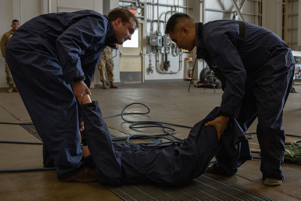 DVIDS - Images - 35th MXS Airmen conduct extraction exercise [Image 3 ...