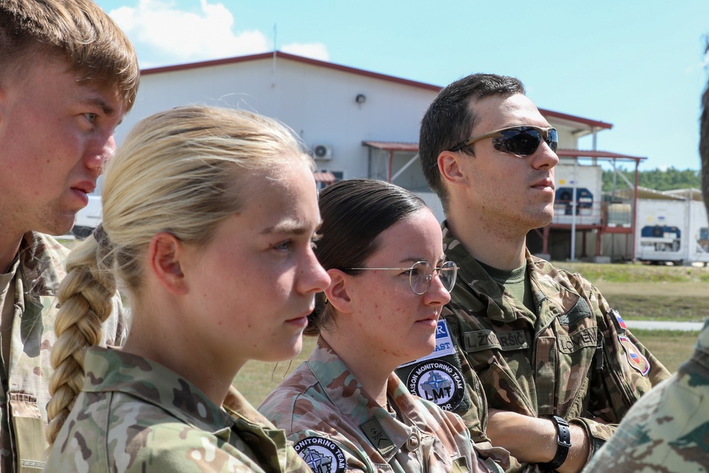 DVIDS - Images - Joint MEDEVAC Training [Image 2 of 7]