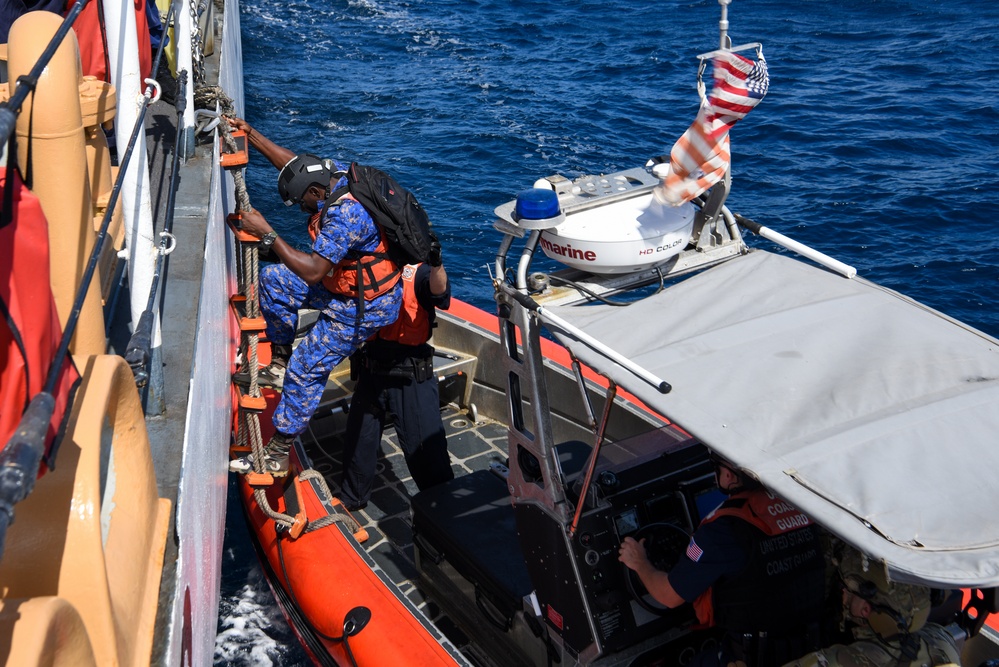 DVIDS - Images - U.S. Coast Guard Cutter Mohawk - AFRICOM Patrol [Image ...