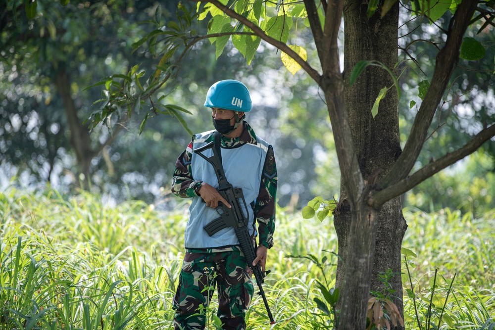 DVIDS - Images - TNI Conduct Cordon and Search Training [Image 5 of 9]