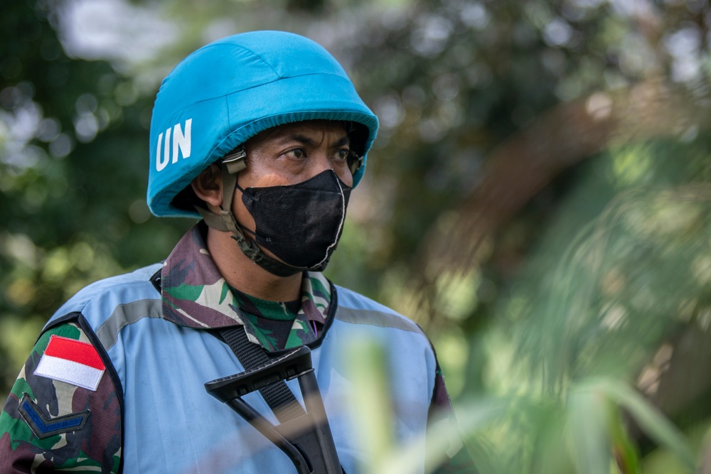 DVIDS - Images - TNI Conduct Cordon and Search Training [Image 7 of 9]