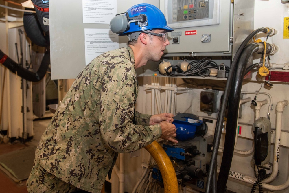 DVIDS - Images - Contractors RCOH work [Image 4 of 7]