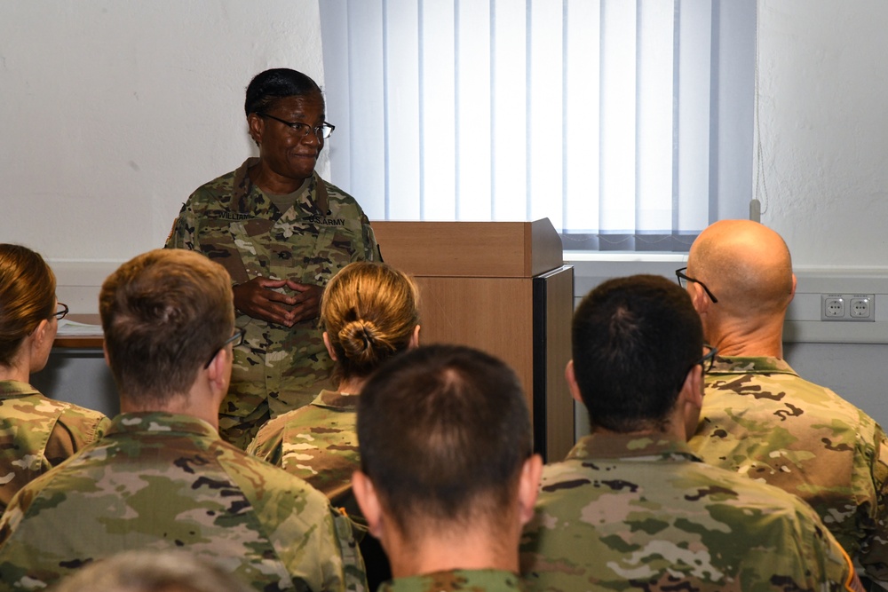 DVIDS - Images - 7th ILE Course [Image 2 of 11]