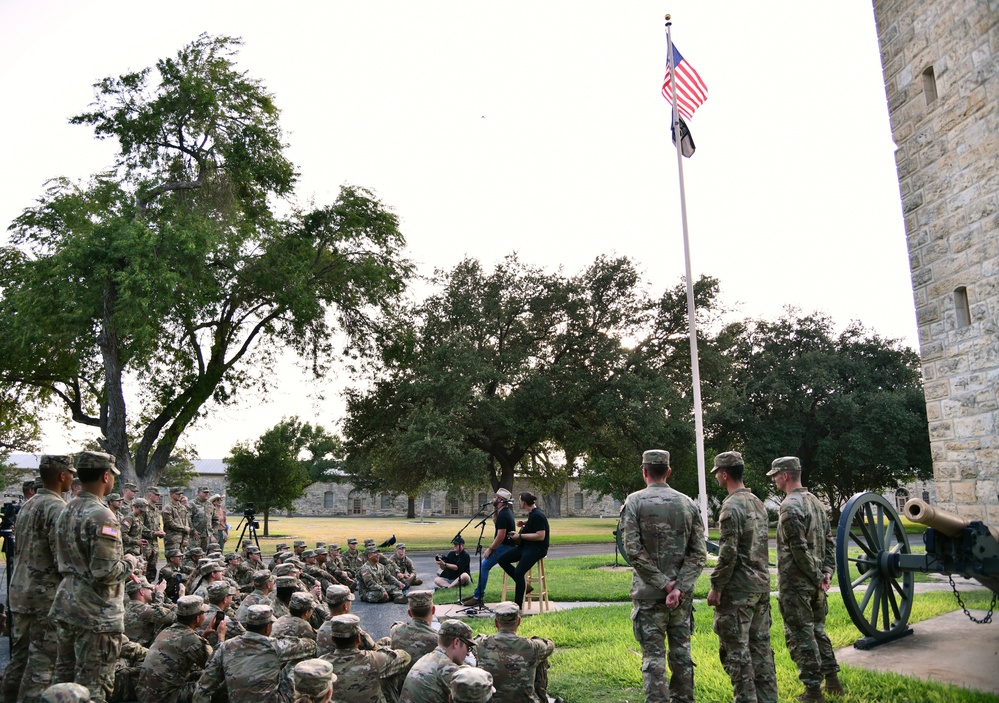 DVIDS - Images - Drake White visits MEDCoE [Image 2 of 8]