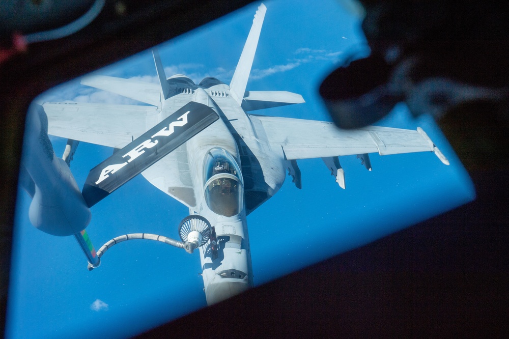 DVIDS - Images - Aerial refueling during Rim of the Pacific (RIMPAC ...