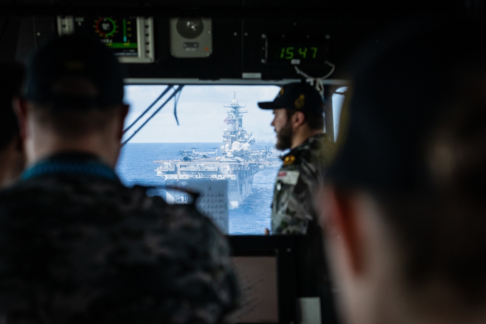 DVIDS - Images - RIMPAC 2022 Fleet Sails in Formation [Image 2 of 5]