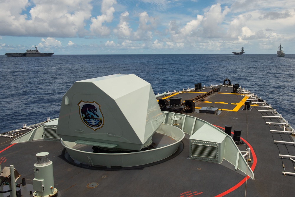 DVIDS - Images - RIMPAC 2022 Fleet Sails in Formation [Image 1 of 6]