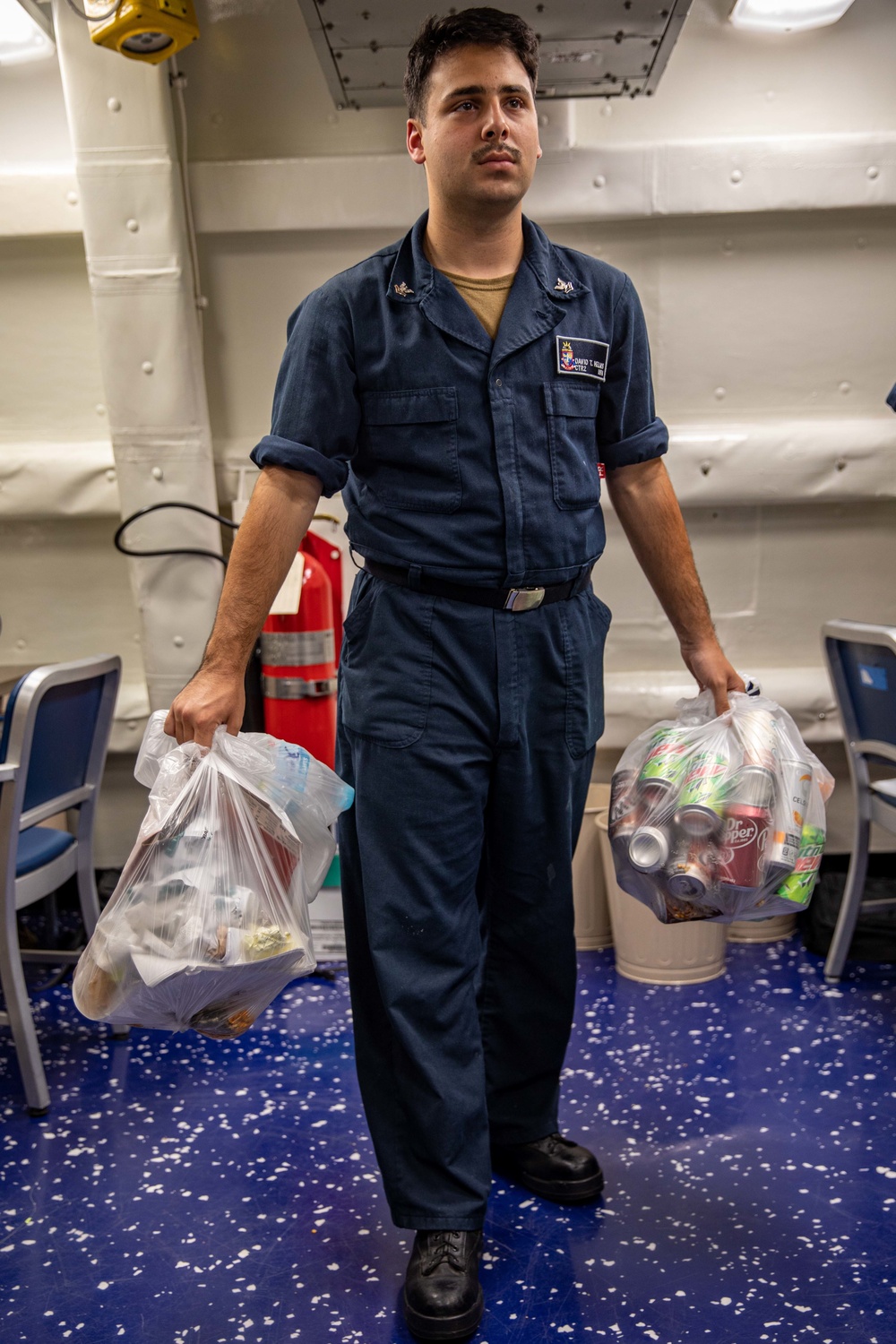 DVIDS - Images - USS Chancellorsville Conducts All Hands Field Day ...