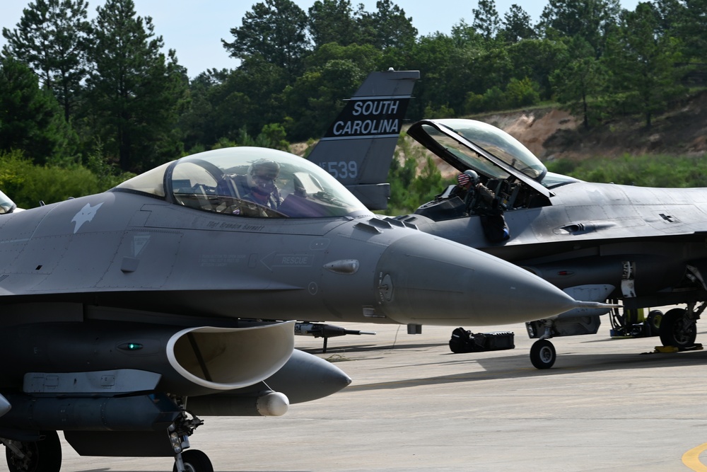 DVIDS - Images - Columbia Metropolitian Airport 169th Fighter Wing F-16 ...