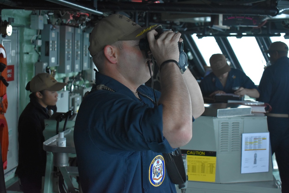 DVIDS - Images - USS Billings Pulls Into Manta, Ecuador [Image 1 of 5]