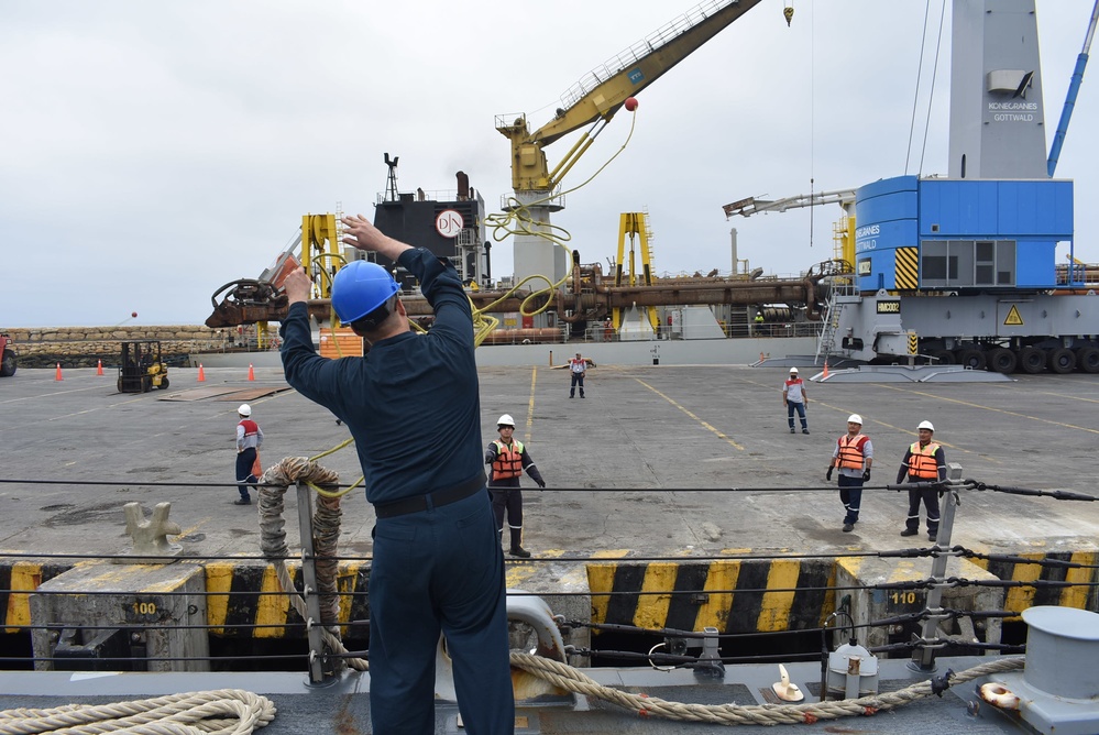 DVIDS - Images - USS Billings Pulls Into Manta, Ecuador [Image 5 of 5]