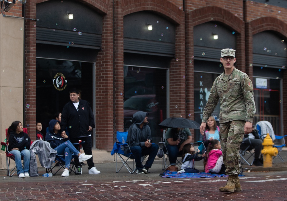 DVIDS - Images - Big Red One Soldiers Attend Annual Dodge City Festival ...