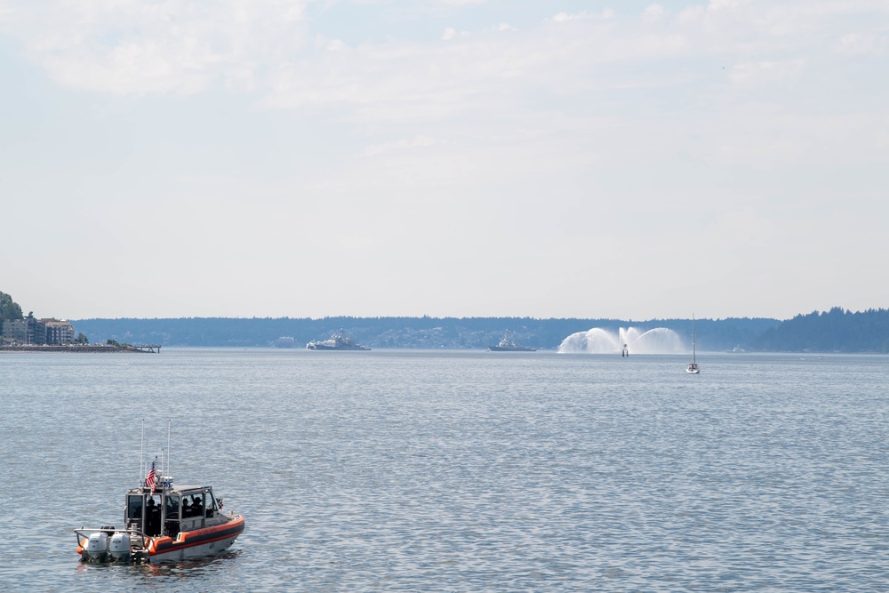DVIDS - Images - Fleet Week Seattle 2022 Kicks Off With Parade of Ships ...