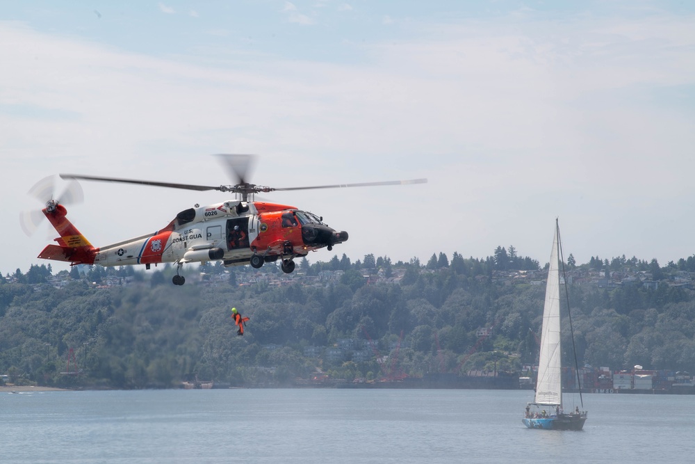 DVIDS - Images - Fleet Week Seattle 2022 Kicks Off With Parade of Ships ...